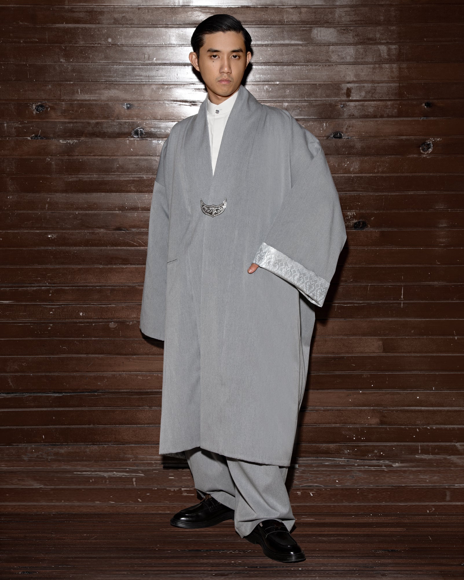 Qabaya (Silver Songket Grey Wool) – BEHATI